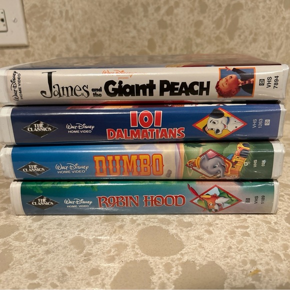 Disney | Media | Lot Of 4 Vintage Walt Disney Classic Original Vhs Tape ...